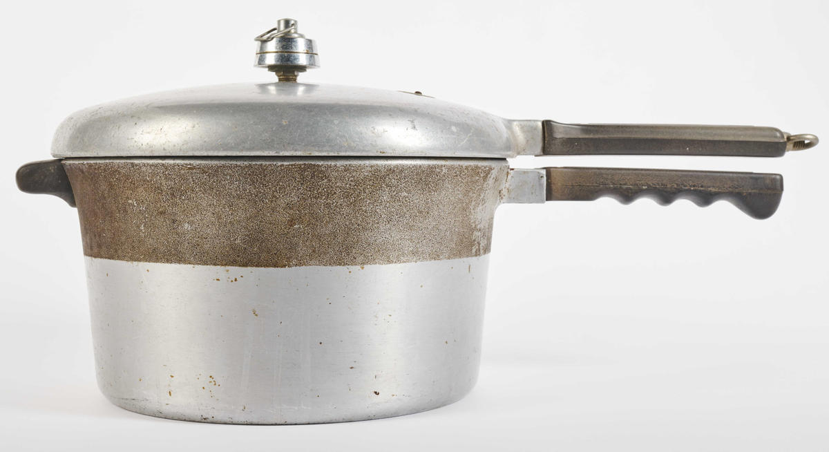 Pressure cooker - Museums of History NSW